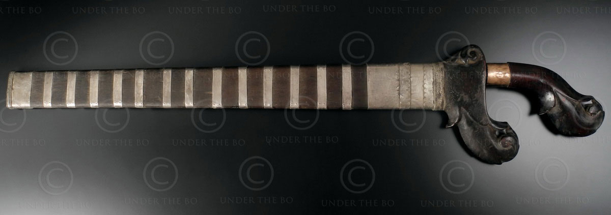 Batak sword 12ID7. Toba Lake, North Sumatra, Indonesia. - Under the Bo