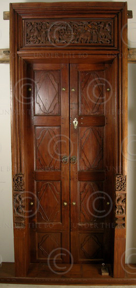 Chettinad door 08MT9. Teak wood. Chettinad, Southern India. - Under the Bo