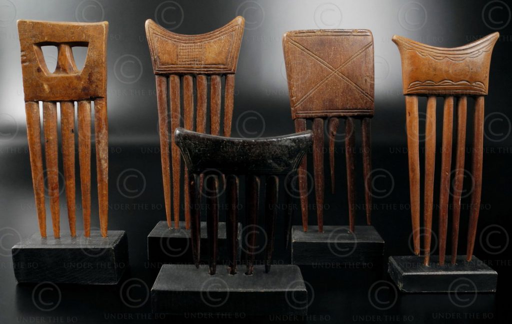 African combs 12UZ1C. Baule and Ashanti cultures, Ivory Coast, West ...