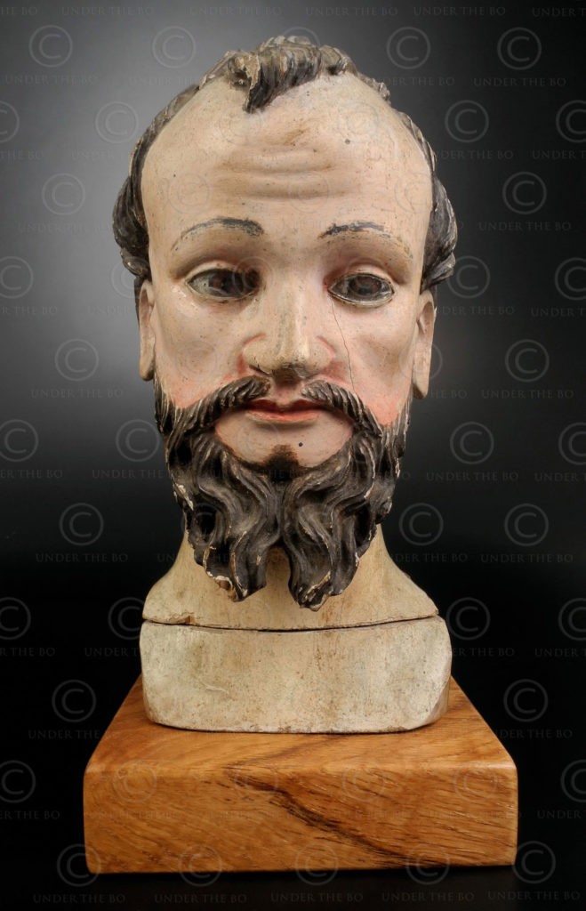 Wooden Saint head VT2B .North Vietnam.