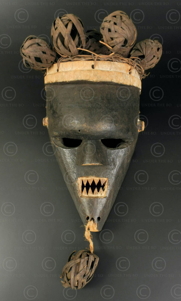 An exclusive selection of African masks by Under the Bo - Arts & antiques
